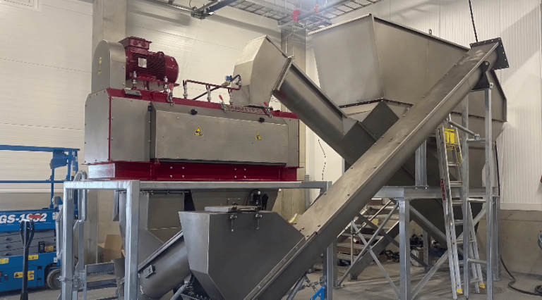 Salads Handling in Finland With The Paddle Depacker Model S - Mavitec ...